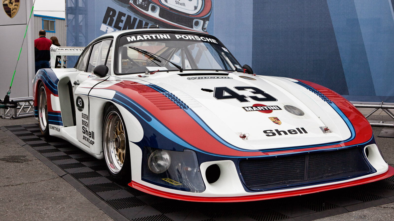 This Porsche 911 RSR Coca-Cola Livery Is One Of The Best Retro Tributes ...